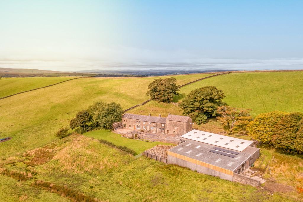Bank End Farm, Lowgill, LA2 8RE 3 bed detached house - £1,175,000