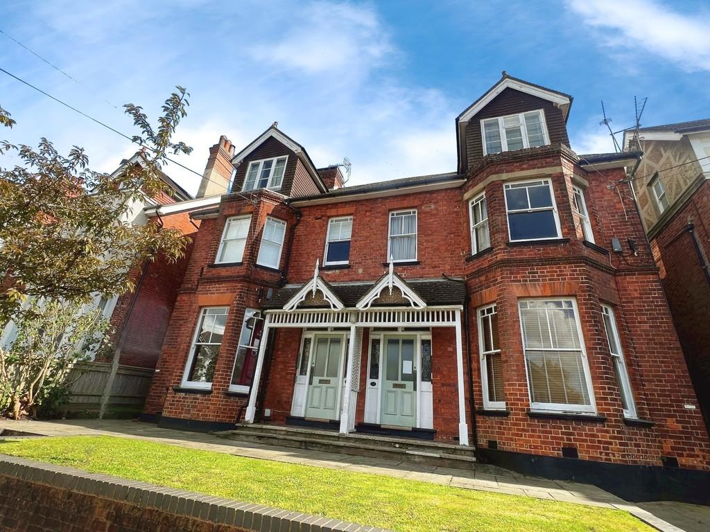 Earls Road, Tunbridge Wells TN4 1 bed apartment - £180,000