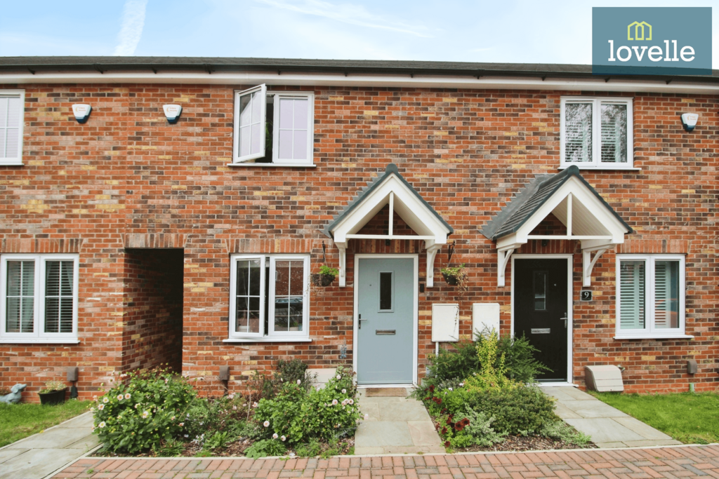 Fritillary Drive, Healing DN41 3 bed terraced house - £184,950