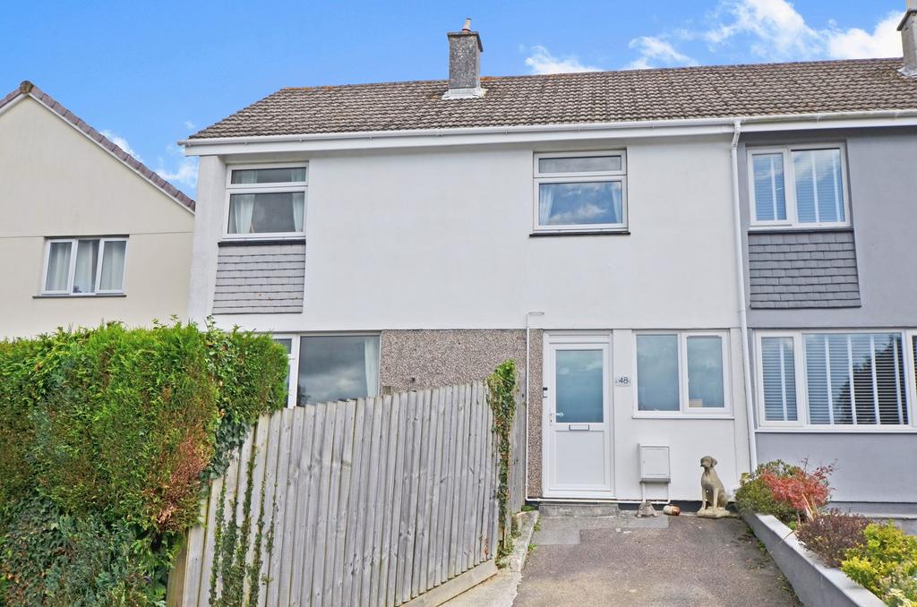 Midway Drive, Truro TR1 3 bed semi-detached house - £300,000