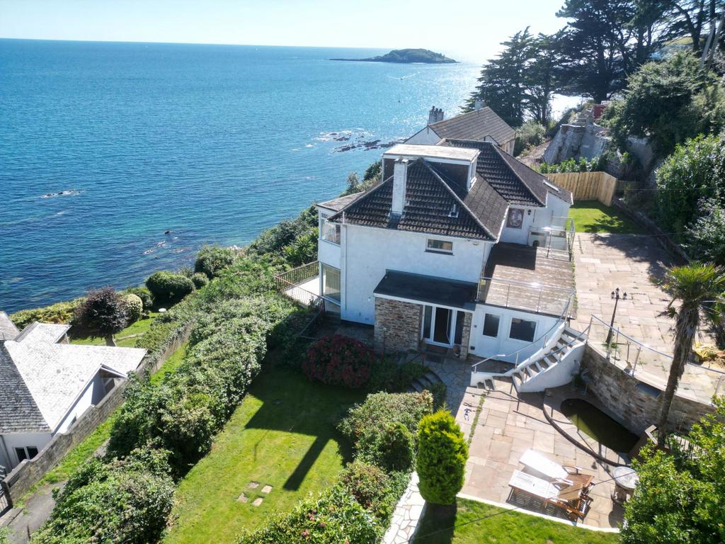 Bay View Road, Looe PL13 3 bed detached house for sale - £1,150,000