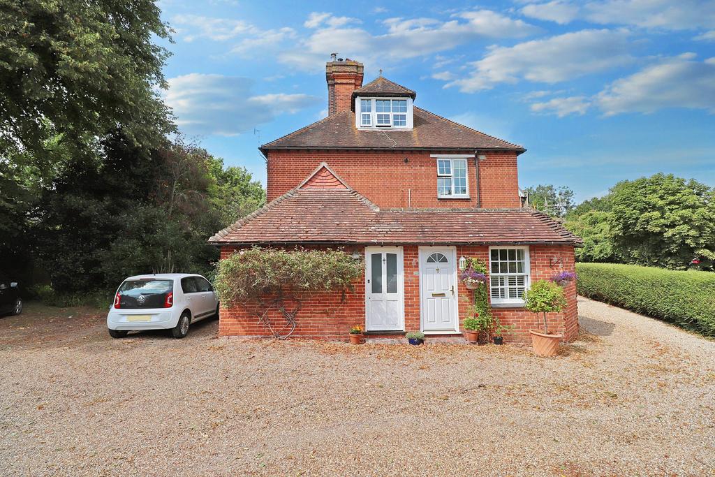 Walton Lane, Bosham PO18 1 bed flat - £250,000