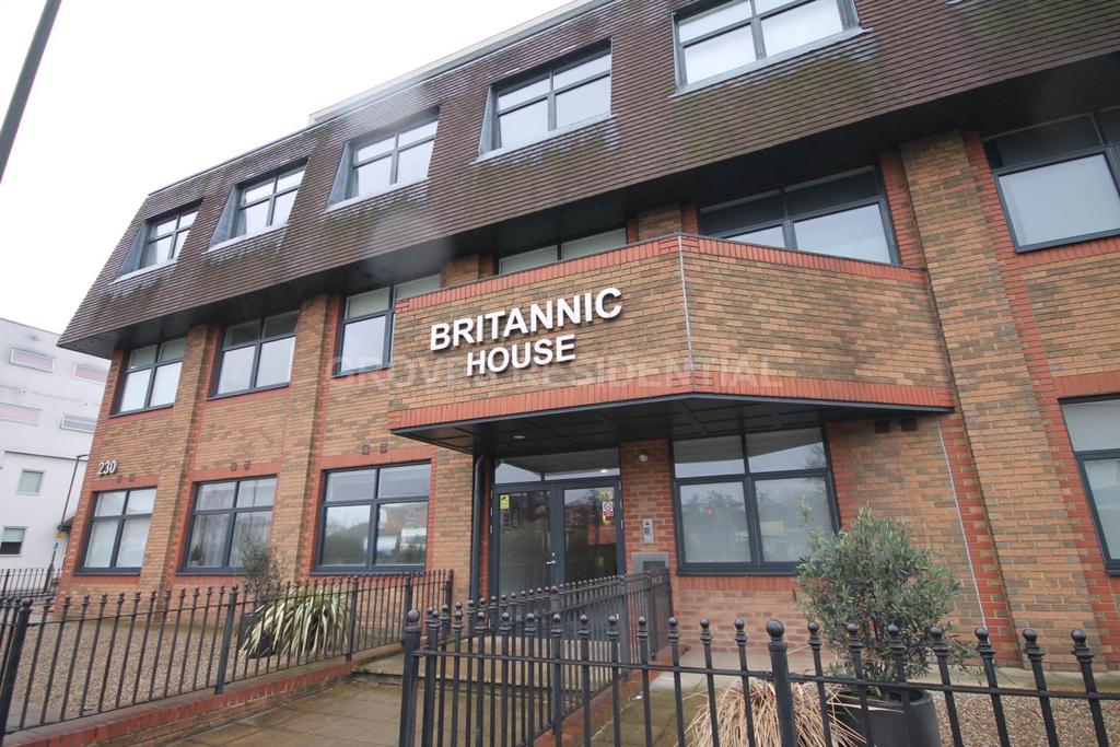 Britannic House, New Malden Studio - £185,000