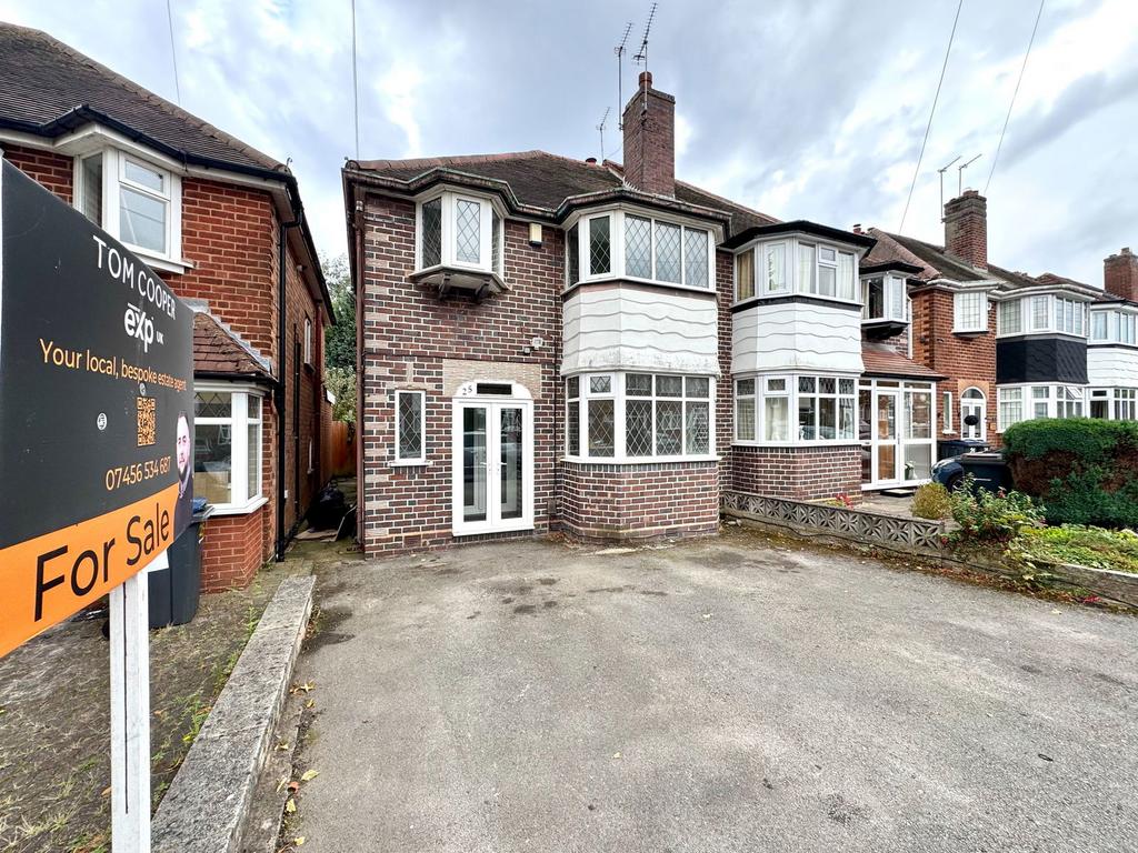 Farnol Road, Birmingham B26 3 bed semi-detached house - £273,000
