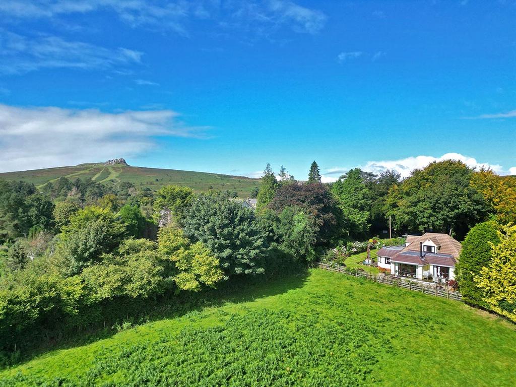 Haytor, Newton Abbot, TQ13 4 bed detached bungalow - £825,000