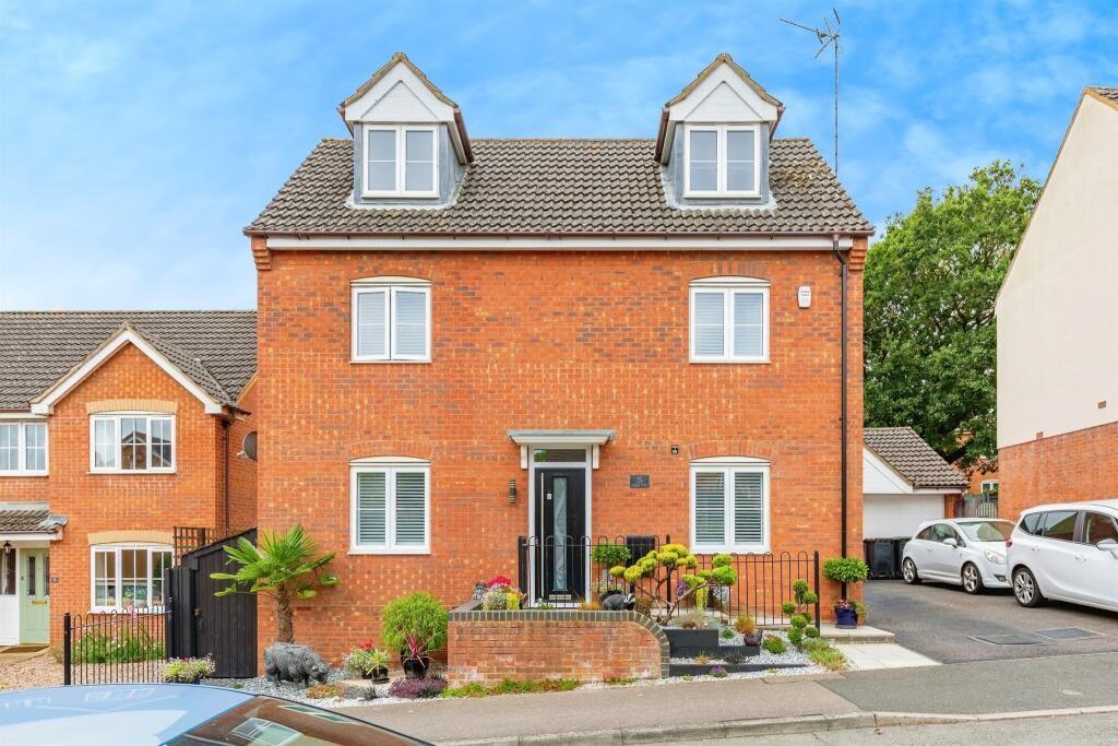 Dairy Way, Irthlingborough NN9 4 bed detached house - £350,000