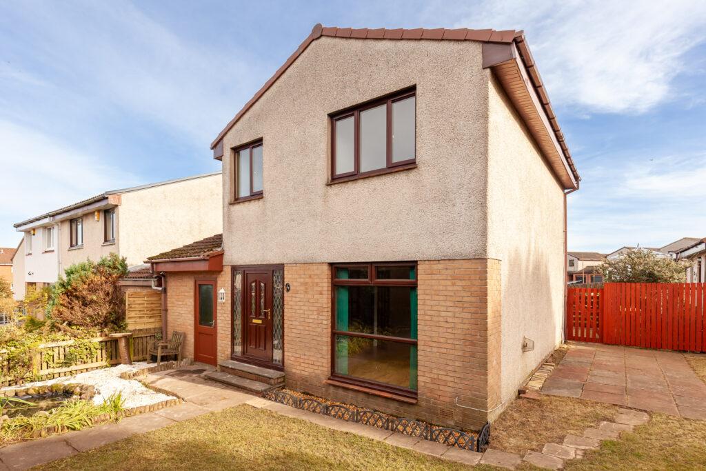 59 Echline Drive, South Queensferry... 3 bed detached house - £300,000