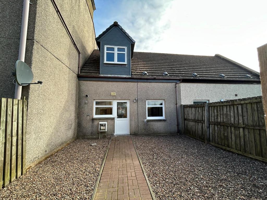 Ridge Court, Longridge, EH47 2 bed terraced house - £795 pcm (£183 pw)