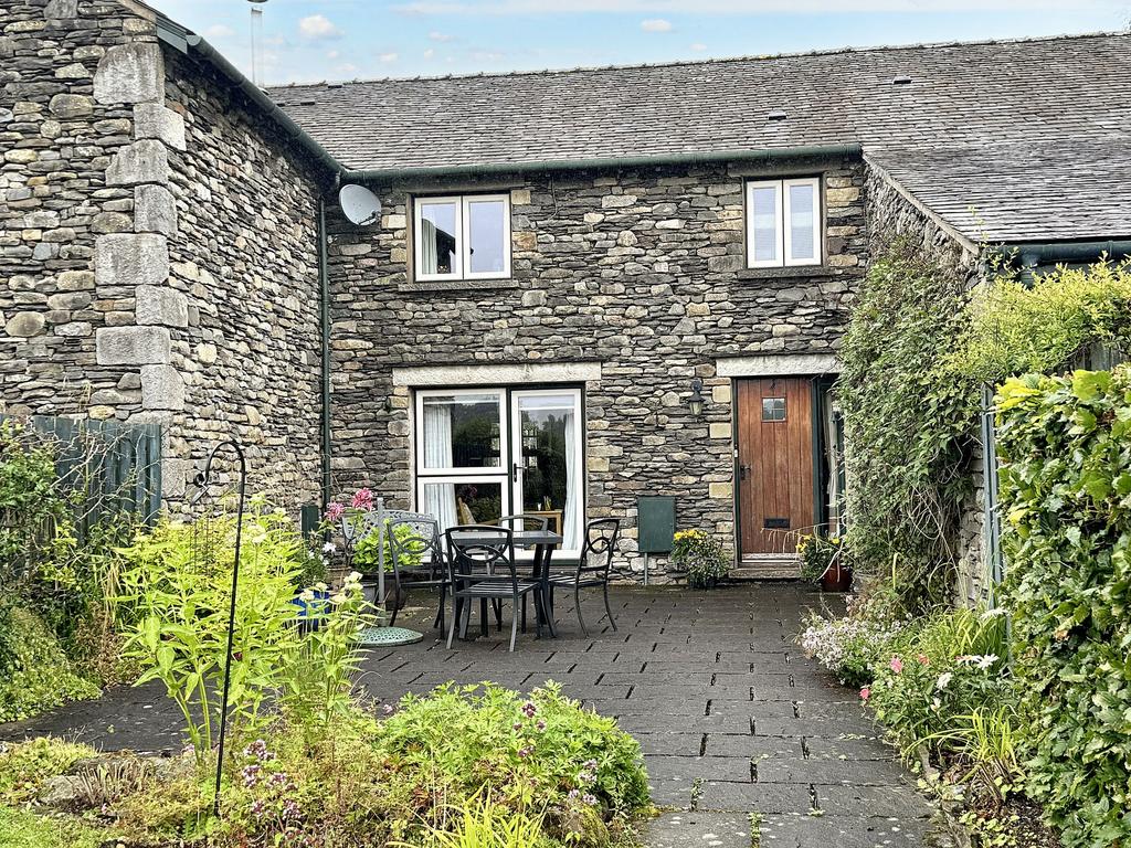 Kiln Croft, Kendal LA9 2 bed barn conversion - £335,000