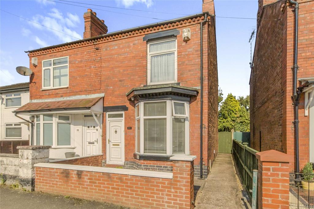 Holland Street, Crewe, Cheshire, CW1 2 bed semi-detached house - £160,000