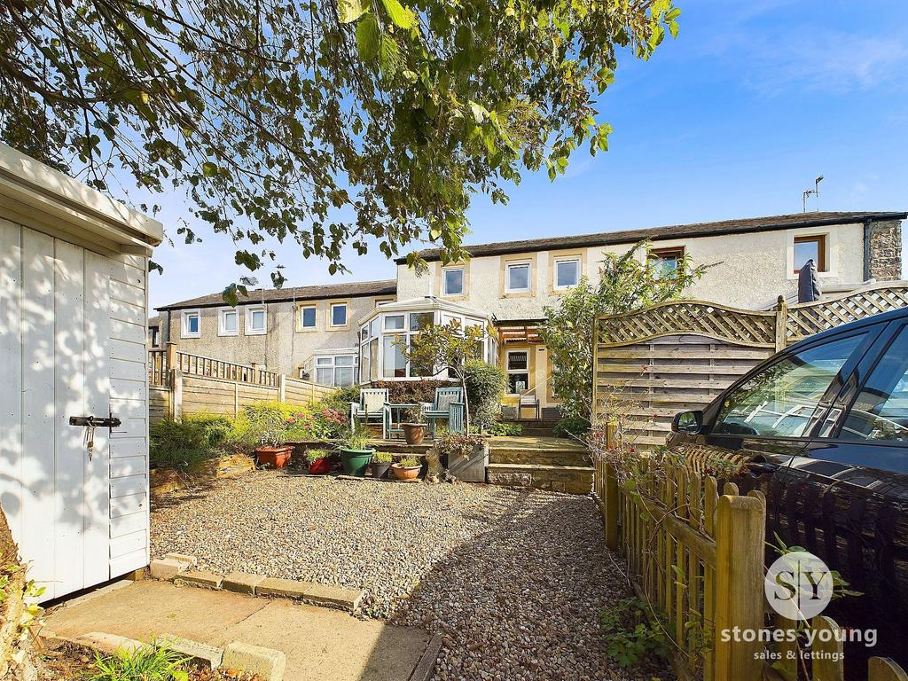 Riverside, Clitheroe, BB7 2 bed terraced house for sale - £210,000