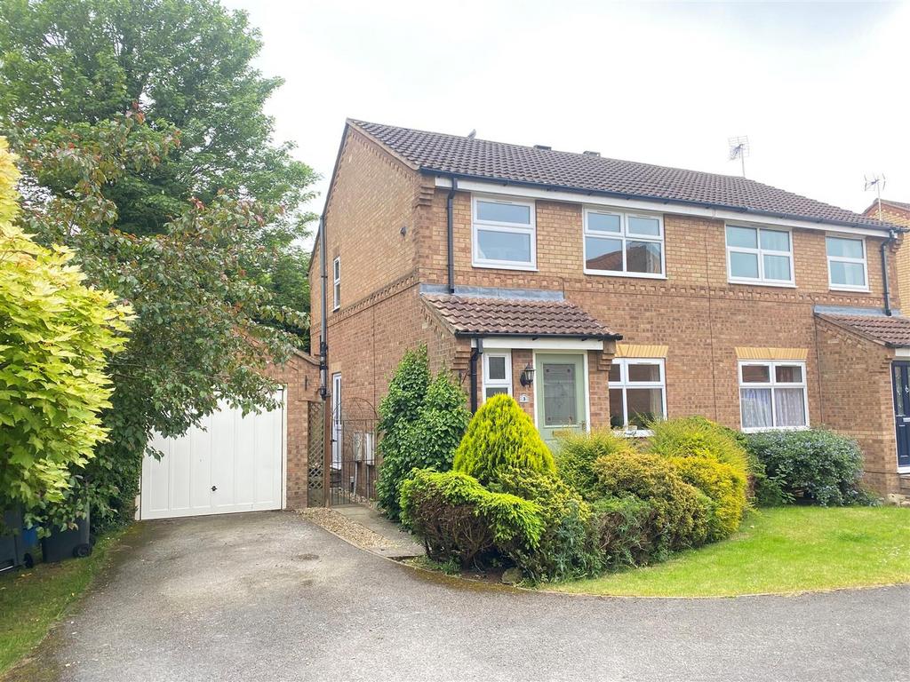 Chase Garth Road, YO61 3GG 3 bed semi-detached house - £1,150 pcm (£265 pw)