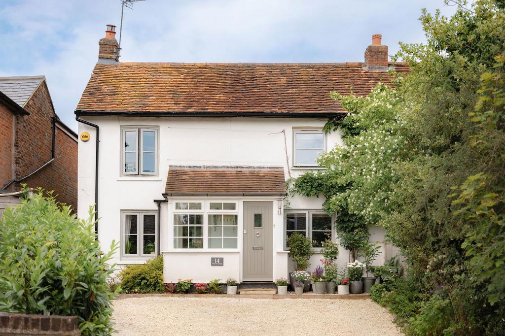 Wigginton Bottom, Tring... 4 bed cottage for sale - £875,000