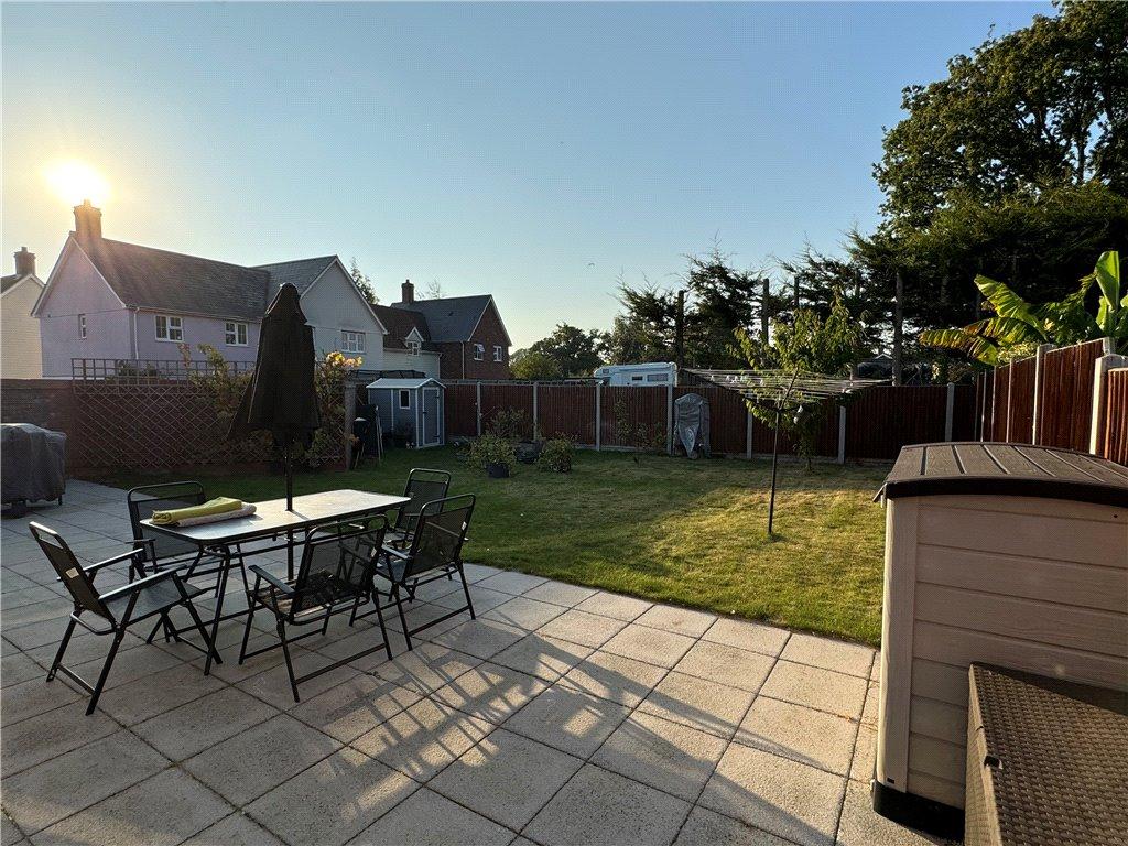 Springfield Meadows, Little Clacton... 3 bed bungalow for sale - £400,000