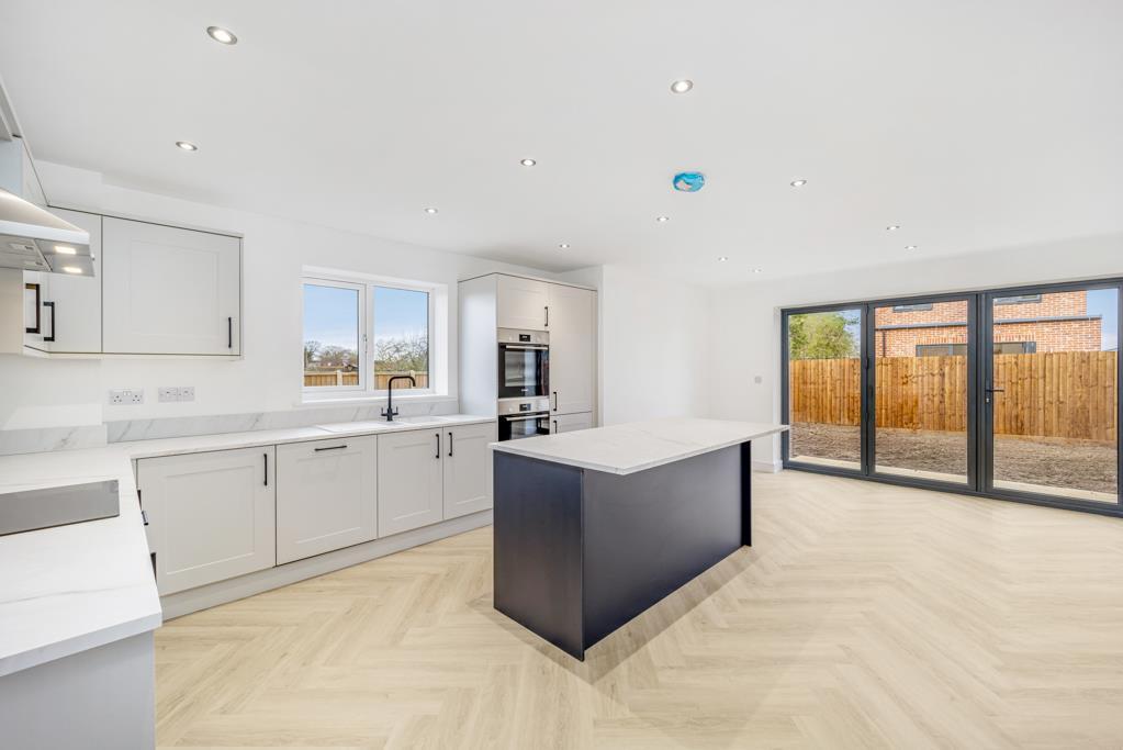The Showhome, Marshall Drive, Cowbit 3 bed detached house for sale - £ ...