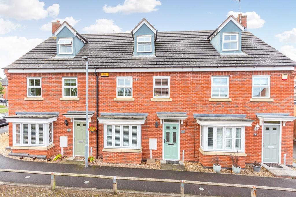 Patenall Way, Higham Ferrers NN10 3 bed townhouse - £1,250 pcm (£288 pw)
