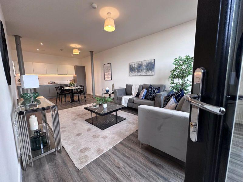 Brand New Two Bedroom Apartment... 2 bed apartment to rent - £1,180 pcm ...