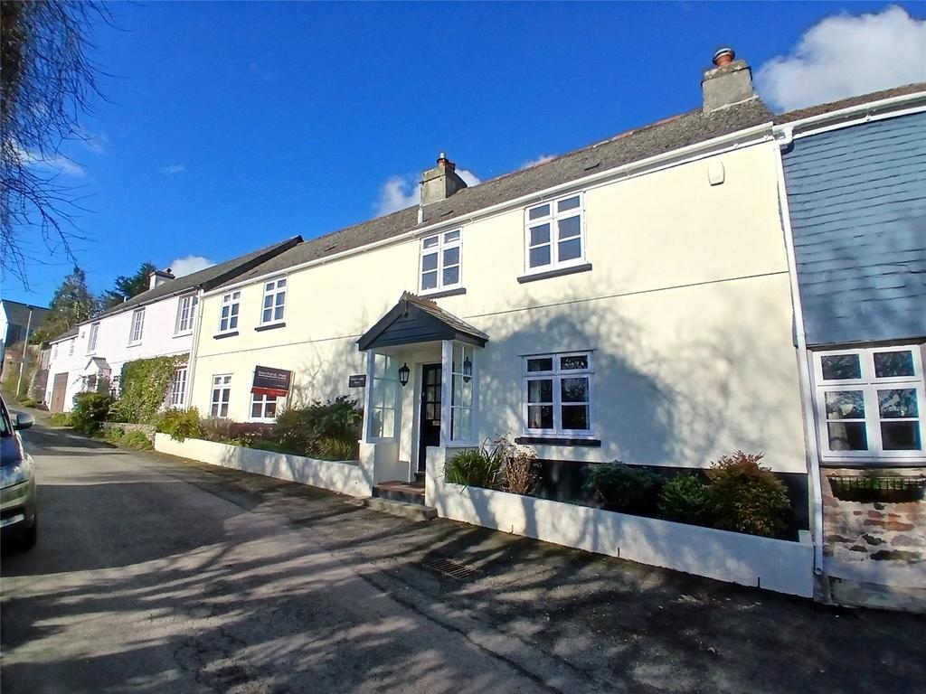 Palm Cross, Modbury 4 bed terraced house - £500,000