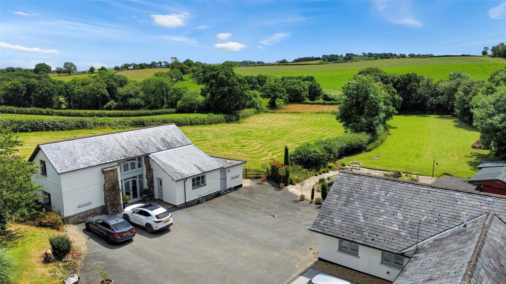 Hiscott, Barnstaple, Devon, EX31 4 bed bungalow for sale - £850,000