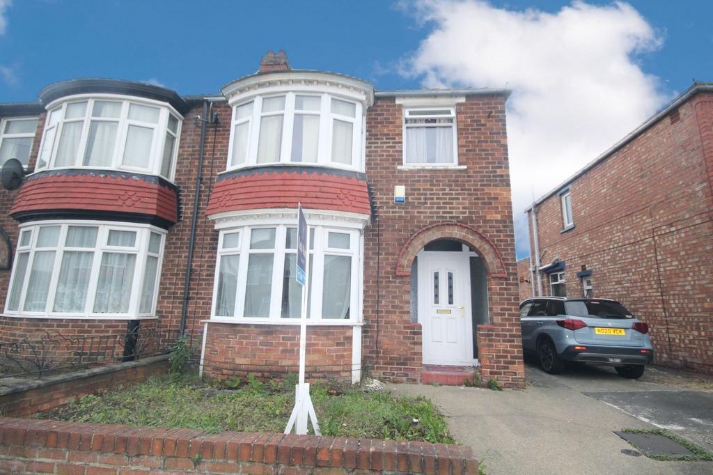 Nut Lane, Middlesbrough TS4 3 bed semi-detached house - £145,000