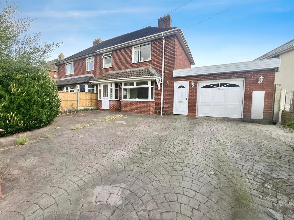 Wood Lane, Walsall WS3 3 bed semi-detached house - £1,250 pcm (£288 pw)