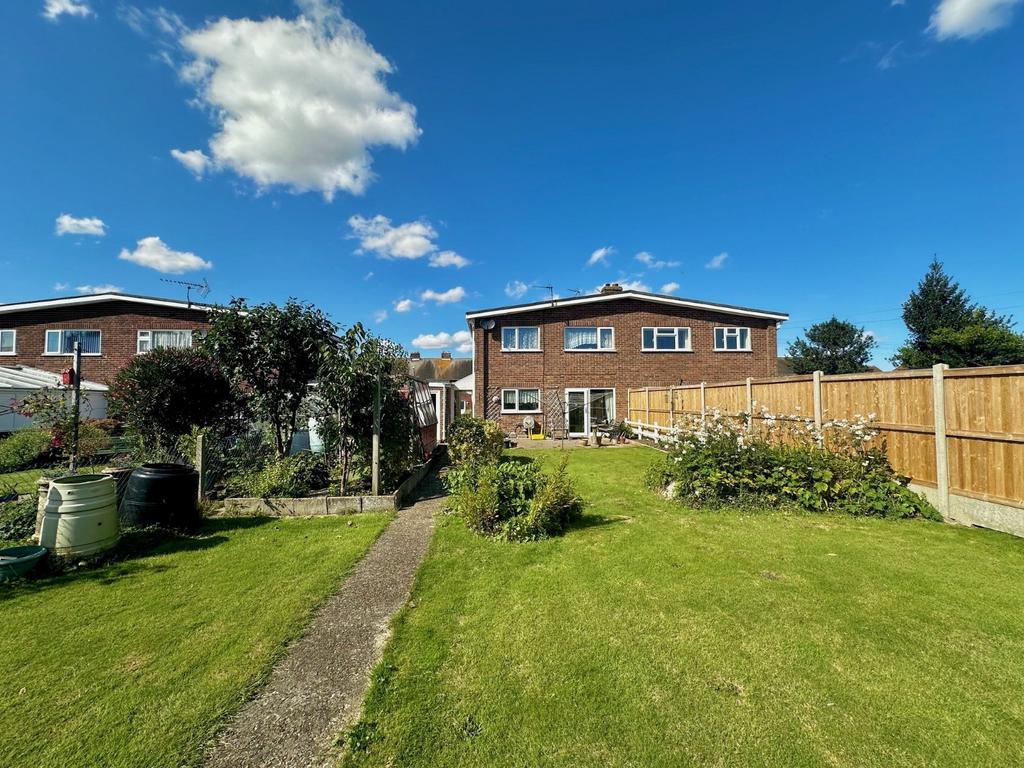 Middle Deal Road, Deal, Kent, CT14 3 bed semi-detached house - £295,000
