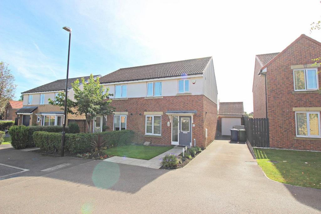 Bowes Gardens, Springwell, Gateshead 3 bed semi-detached house - £219,995