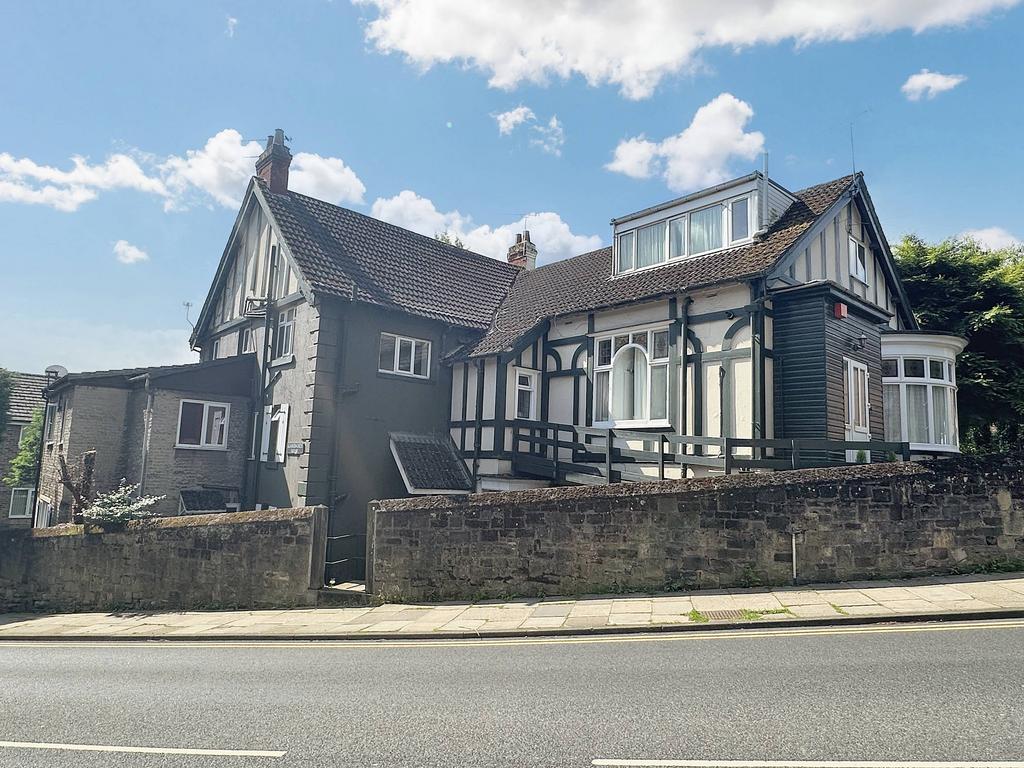 Church Street, Kimberworth S61 Studio - £440 pcm (£102 pw)