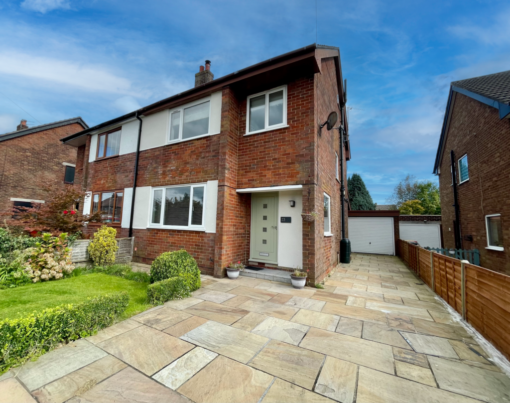 Jepps Avenue, Preston PR3 4 bed semi-detached house for sale - £295,000