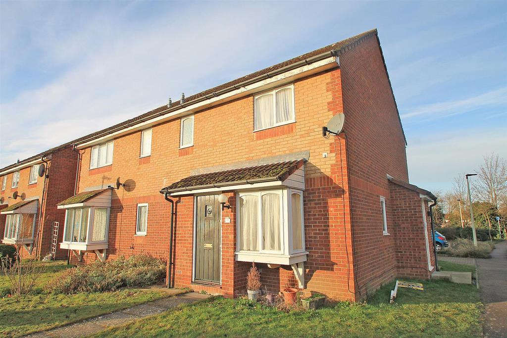 Heather Gardens, Riverfield Drive 1 bed terraced house - £850 pcm (£196 pw)