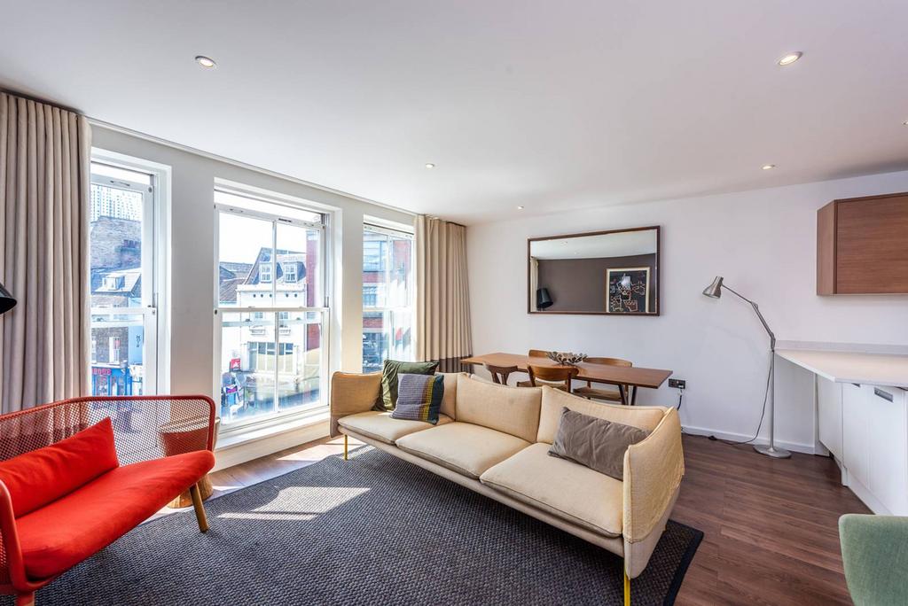Curtain Road, Shoreditch, London, EC2A 2 bed flat - £3,300 pcm (£762 pw)