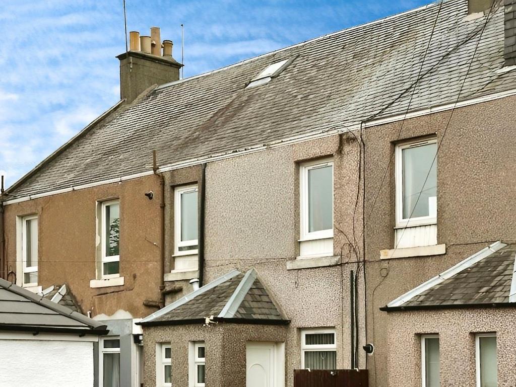 Viewforth Square, Leven 1 bed apartment - £65,000