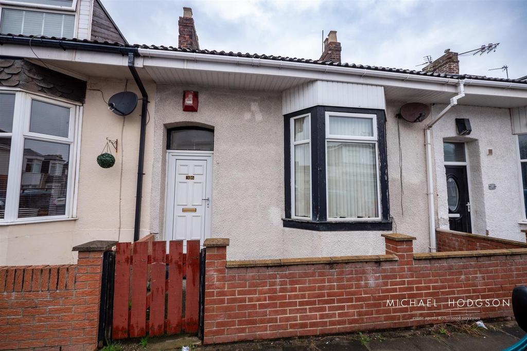 Mainsforth Terrace, Hendon, Sunderland 3 bed cottage - £45,000