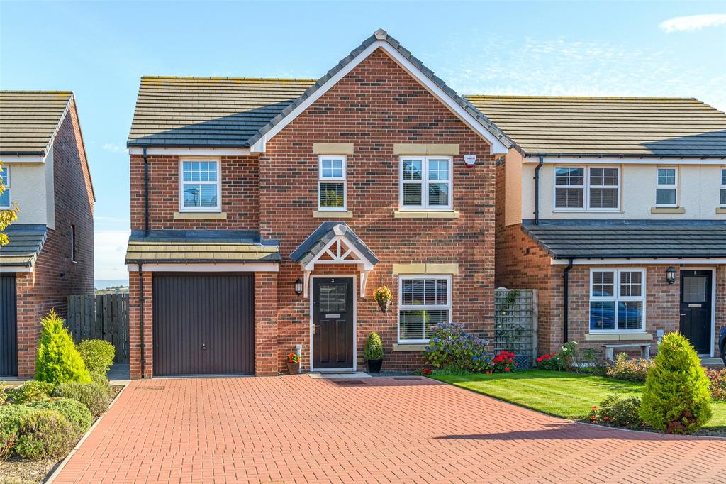 Taylor Drive, Alnwick... 4 bed detached house - £330,000
