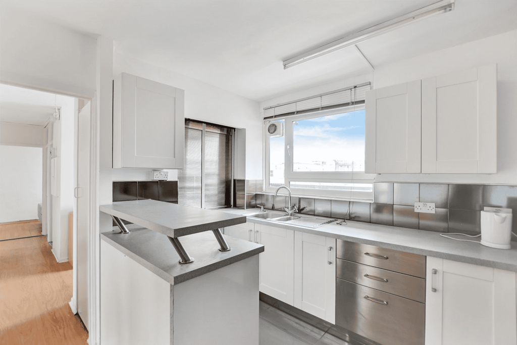 Arden Estate, London, N1 4 bed apartment to rent - £3,400 pcm (£785 pw)