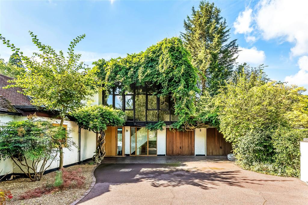 Pond Road, Hook Heath, Surrey, GU22 5 bed detached house for sale - £ ...