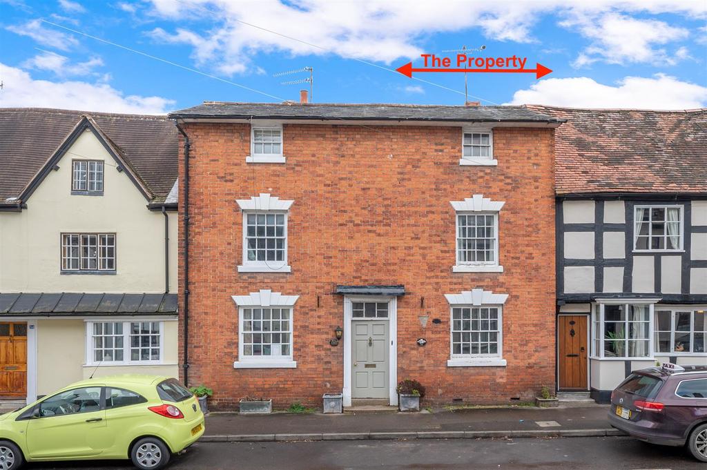 Henley Street, Alcester B49 2 bed terraced house - £210,000