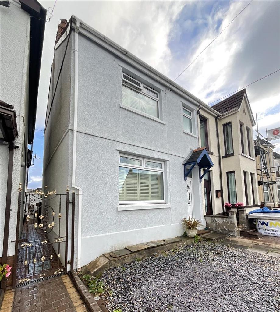 College Street, Ammanford SA18 3 bed semi-detached house - £189,995