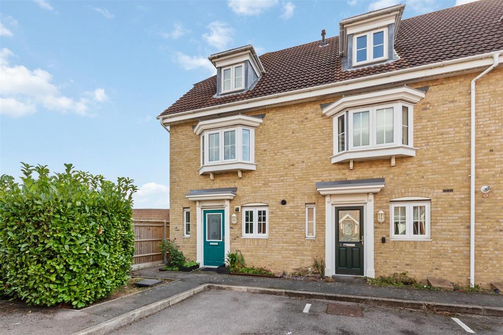 Malmesbury Road, Morden SM4 3 bed end of terrace house - £550,000