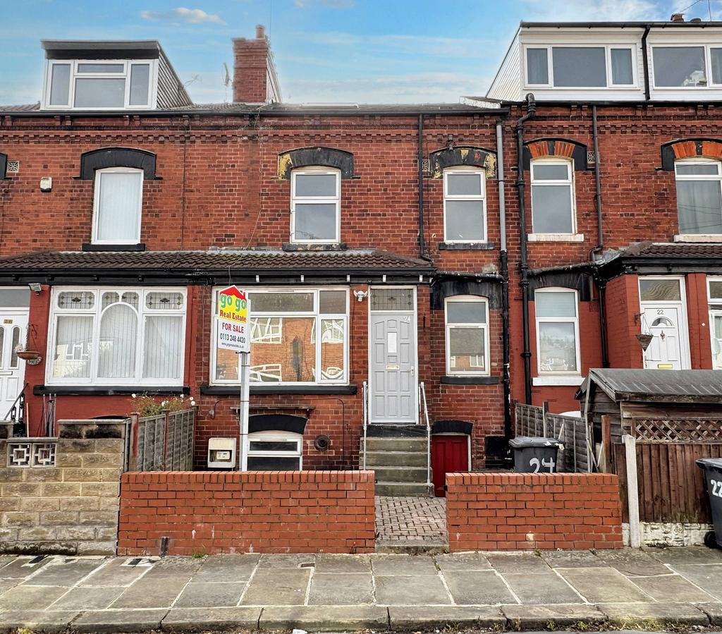 Trafford Grove, Leeds LS9 2 bed terraced house - £115,000