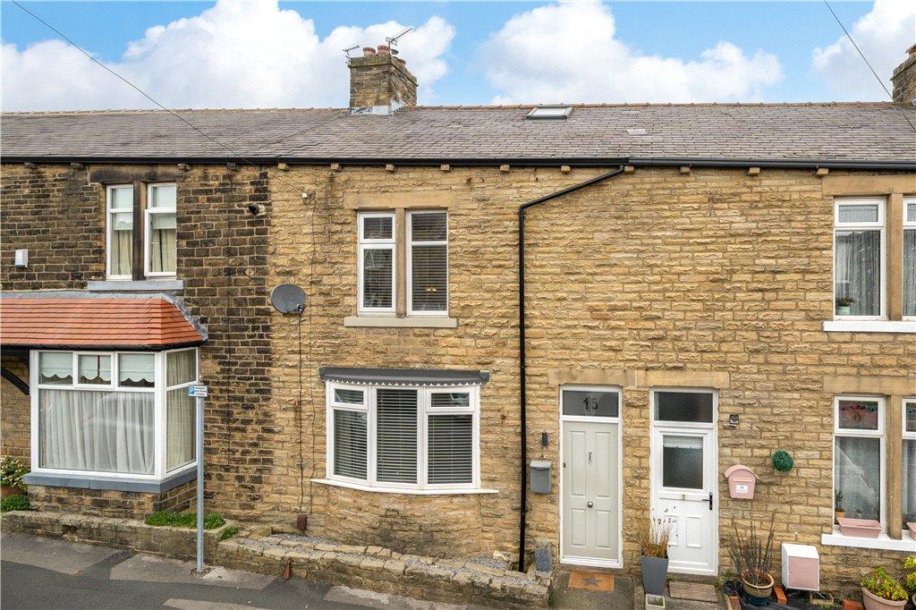 Springfield Road, Baildon, West... 2 bed terraced house - £235,000