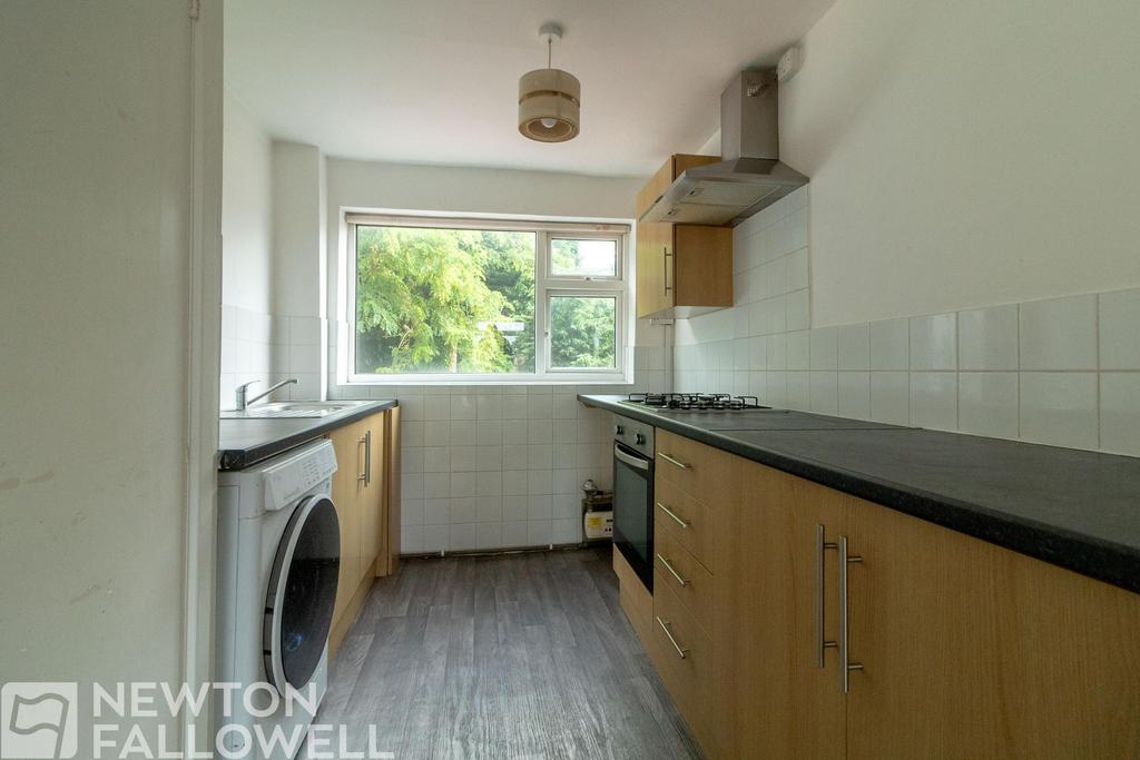 80-92 Moorgate, Retford DN22 1 bed flat - £55,000