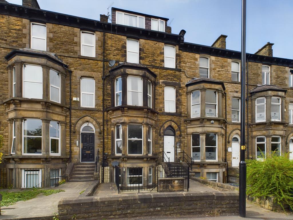 East Parade, Harrogate, HG1 1 bed flat - £765 pcm (£177 pw)