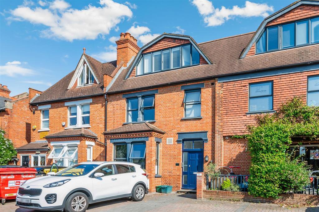 Durham Road, West Wimbledon SW20 1 bed flat for sale - £325,000