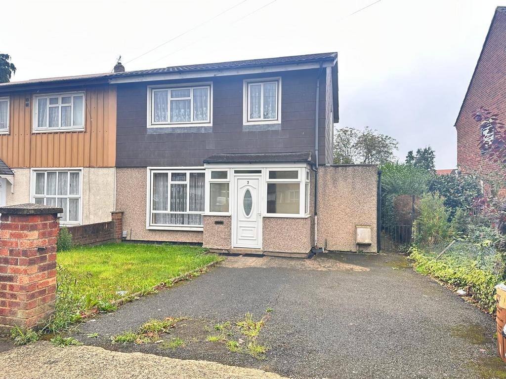 Hayes UB3 3 bed semi-detached house - £2,500 pcm (£577 pw)