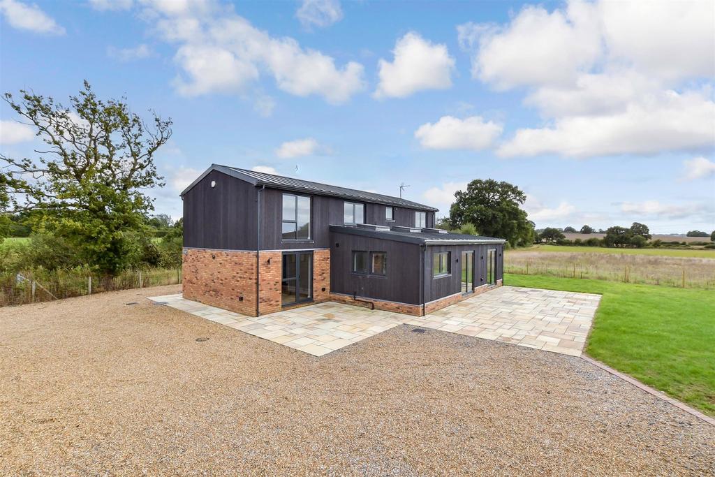 Moor Lane, Appledore, Ashford, Kent 4 bed barn conversion - £895,000