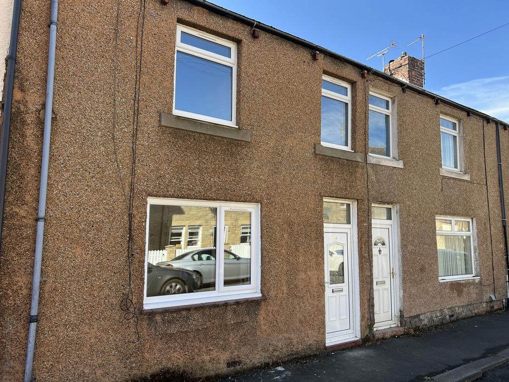 Scott Street, Amble, Northumberland... 3 bed terraced house - £160,000