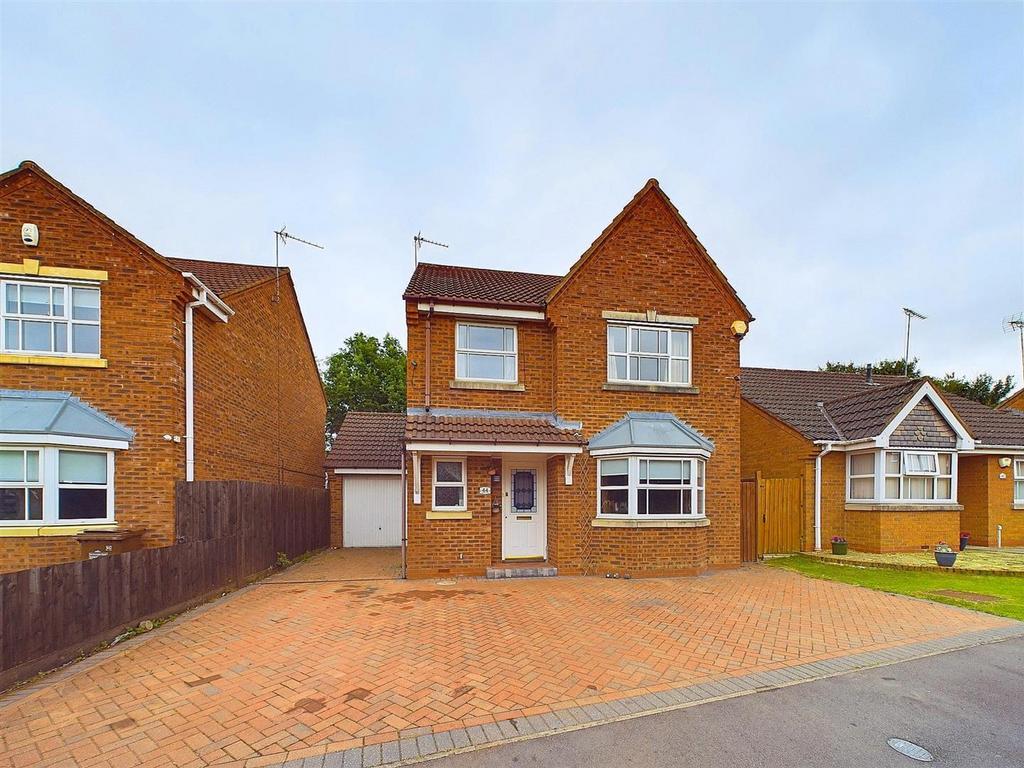 Barth Close, Corby NN18 4 bed detached house - £275,000