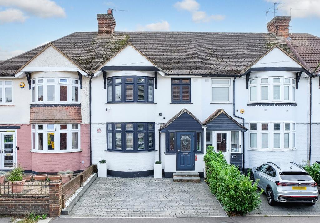 Lingfield Road, Gravesend, Kent, DA12 3 bed terraced house - £425,000