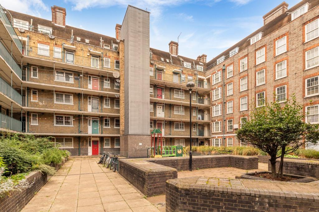 Cobden House, Arlington Road, London 2 bed flat - £495,000